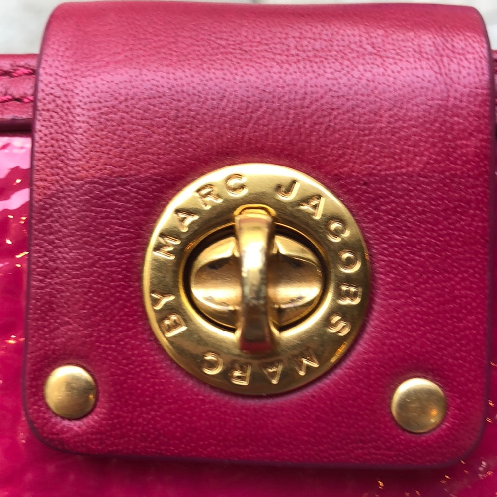 Marc Jacobs Pink Patent Leather Continental Wallet - Gem